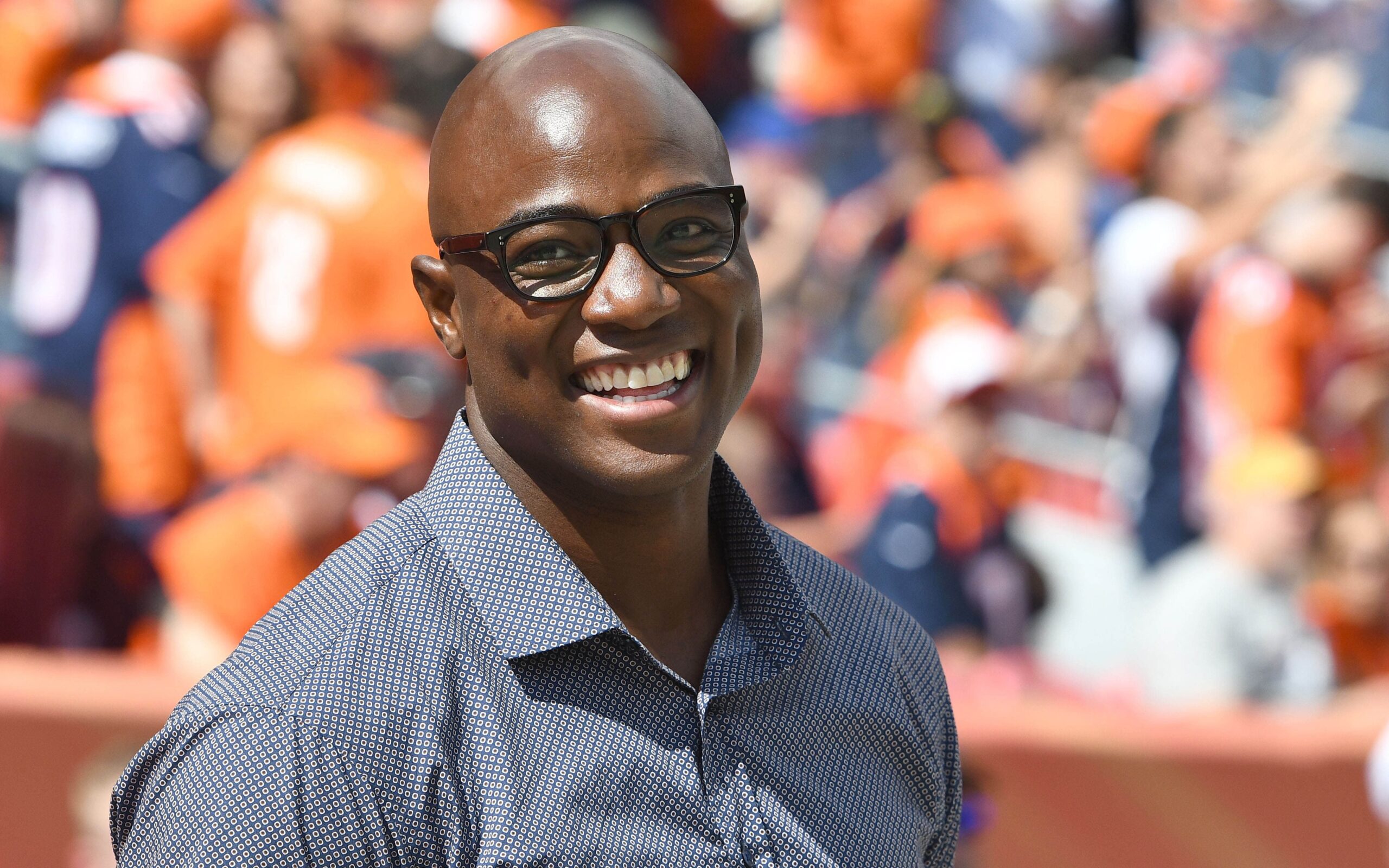 WATCH: DeMarcus Ware back as part-time coach to teach Broncos young ...