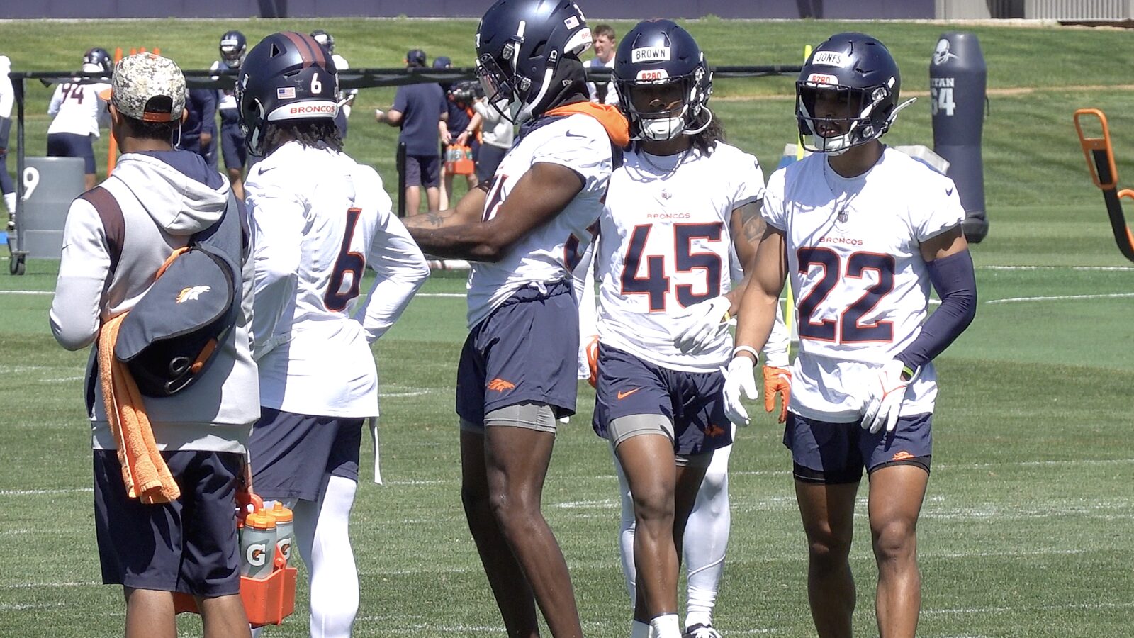 Denver Broncos safety Brandon Jones returns to practice - Mile High Sports