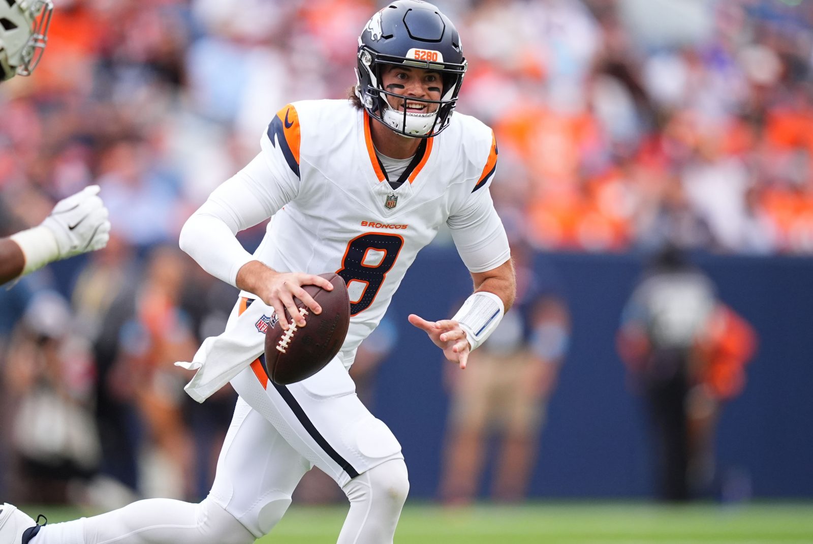 Denver Broncos backup QB battle job a 'showcase' in win vs. Cardinals ...